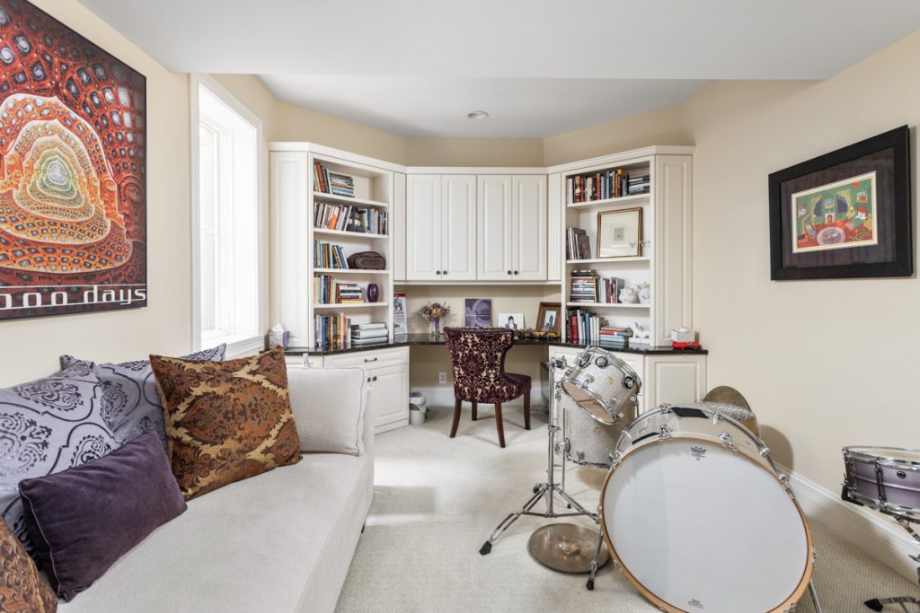 An Old World charmer in the Village of West clay – Indianapolis ...