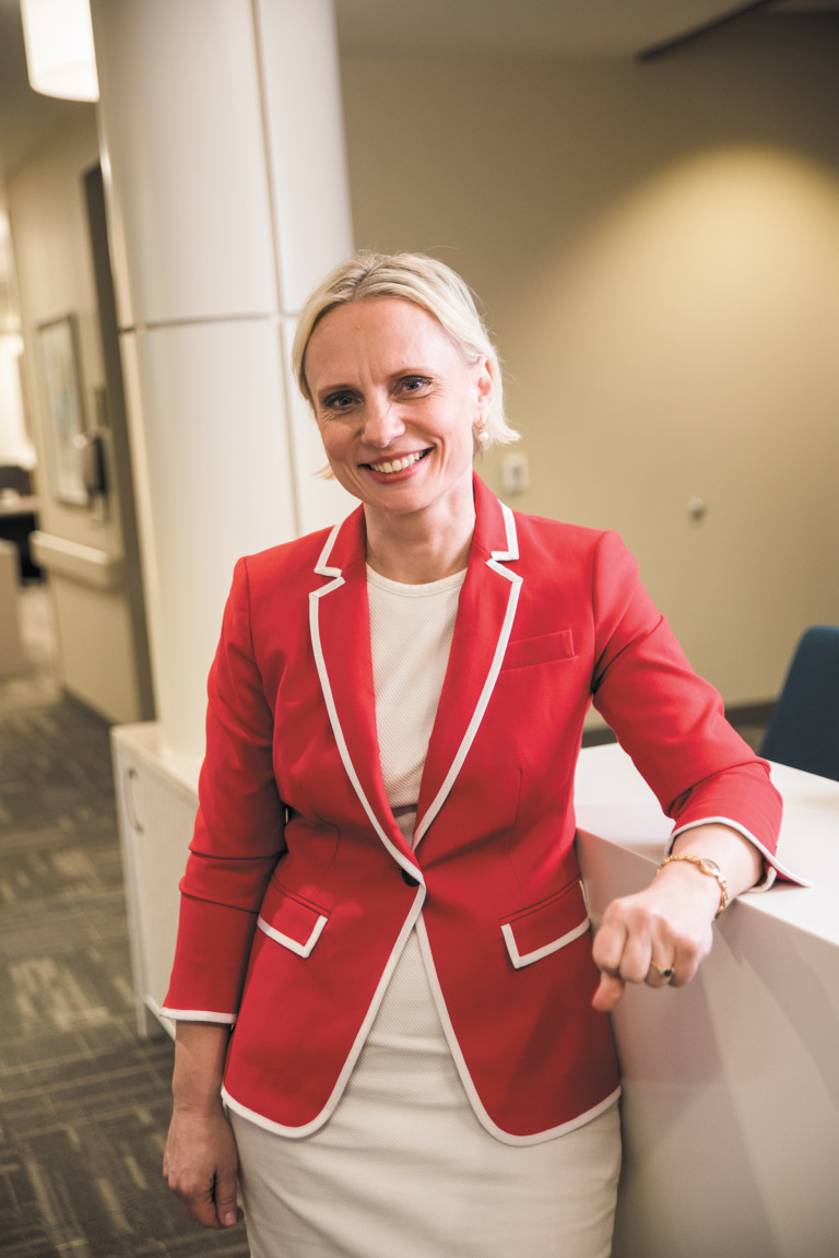 5th District candidate Spartz seizes chances to ‘challenge and fight ...