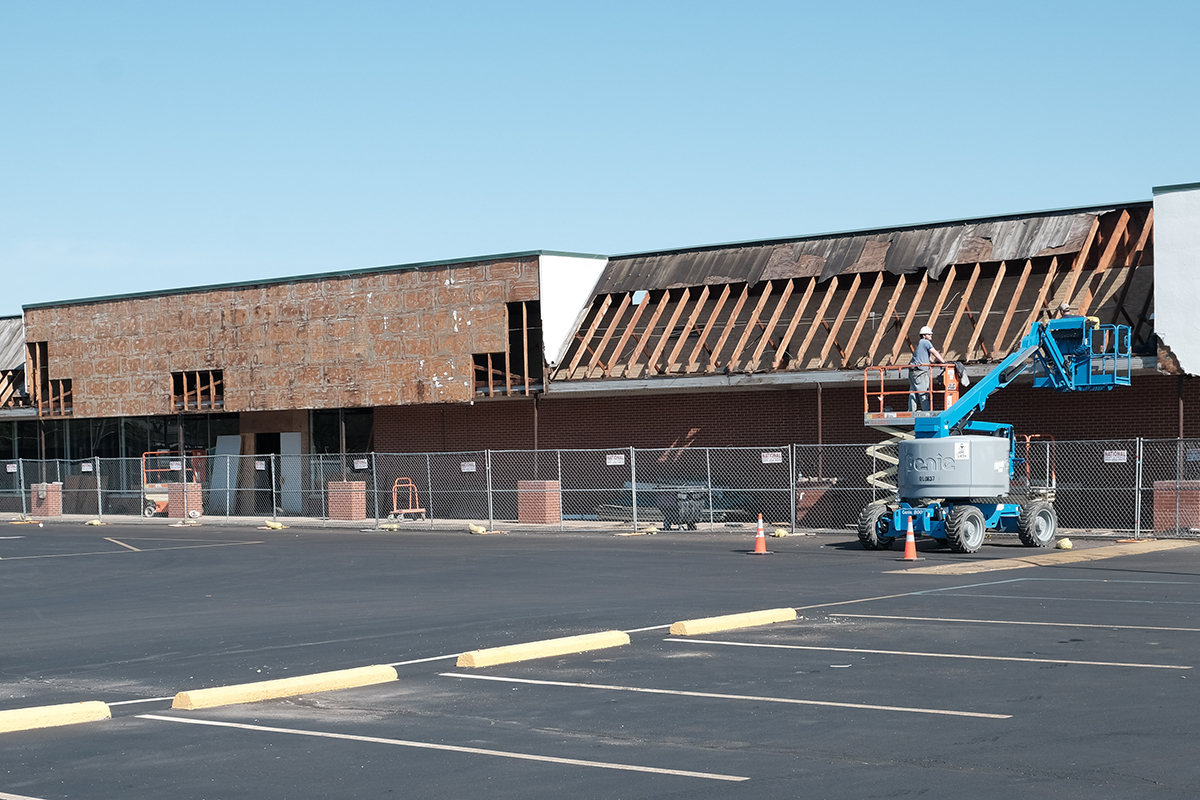 Bargain outlet opening in former Keystone Marsh store – Indianapolis ...