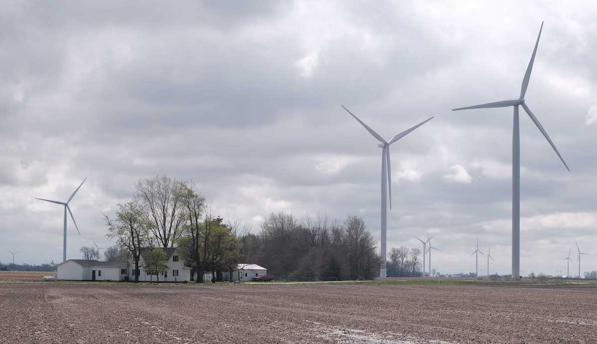 No clear path ahead for large-scale wind, solar projects – Indianapolis ...