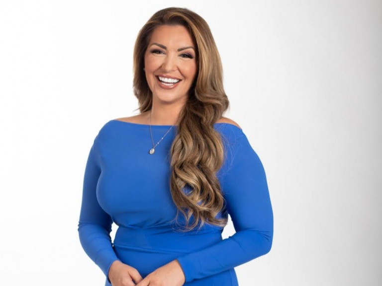 Rachel Bogle, veteran of Indianapolis radio and TV, takes anchor job in ...