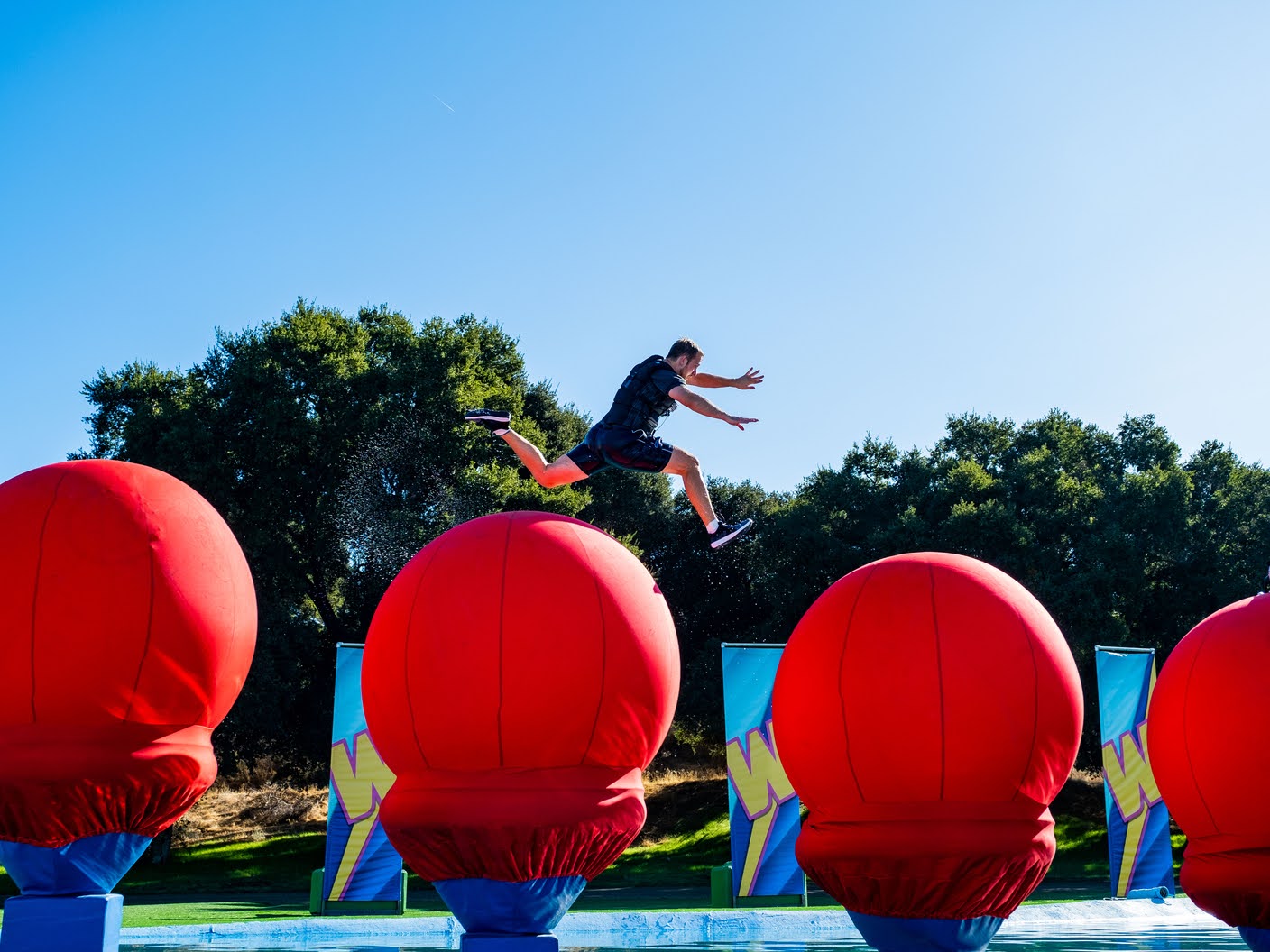 Championship updates: More than 68,000 attend college football title ...