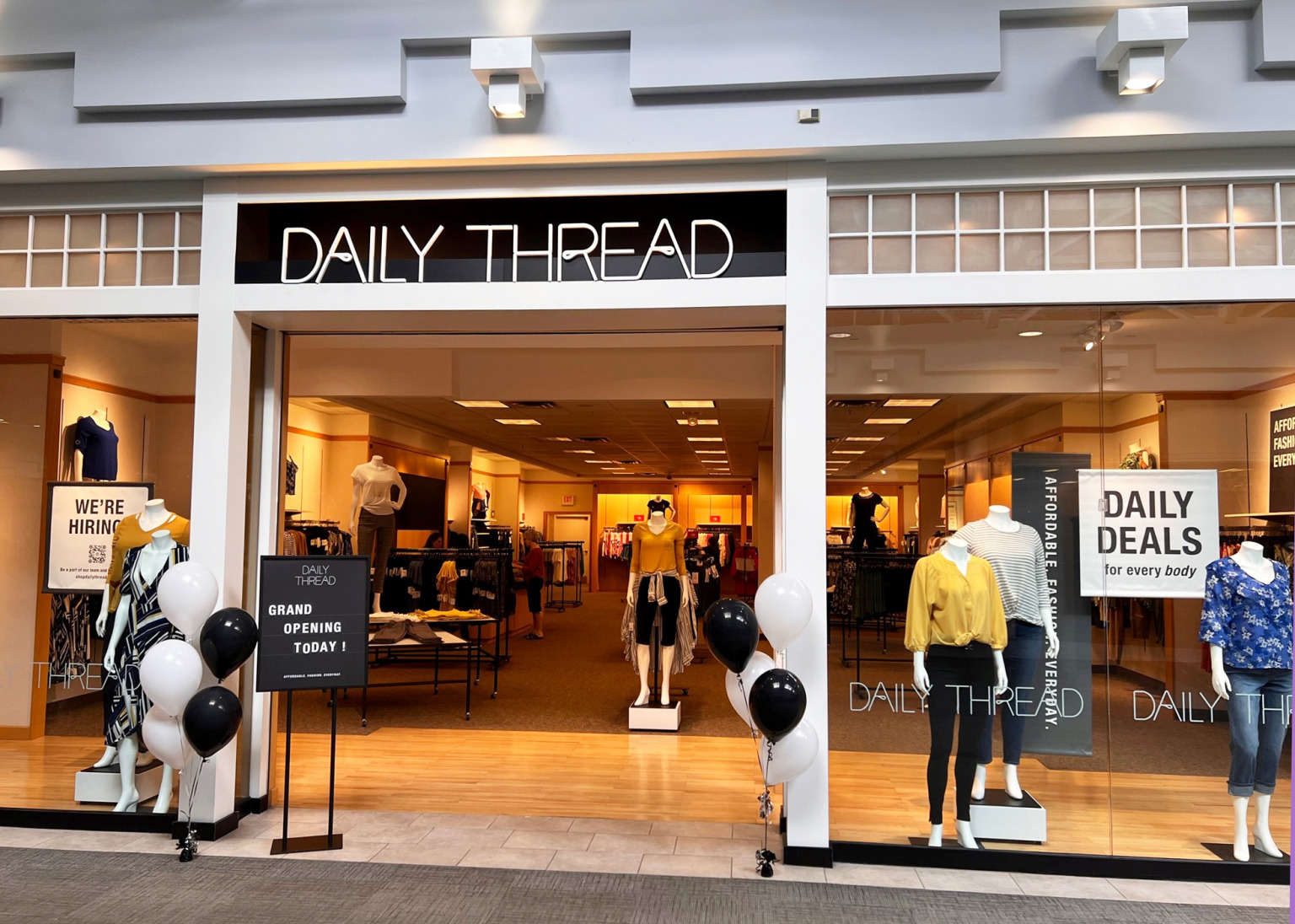 New Off price Fashion Retailer Daily Thread To Open Circle Centre Store Indianapolis Business 