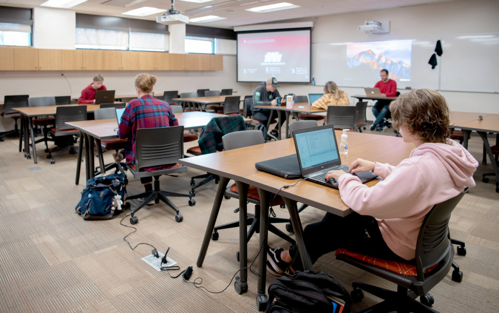 Indiana Wesleyan is going big on non-degree educational programs ...