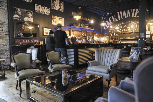 Bates-Hendricks bar taps into speakeasy trend – Indianapolis Business ...
