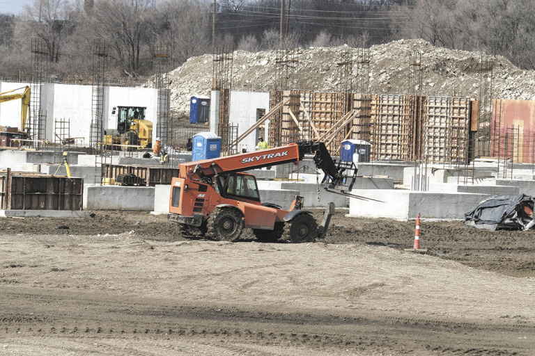 Investors wary as Elanco pins hopes on new products – Indianapolis ...