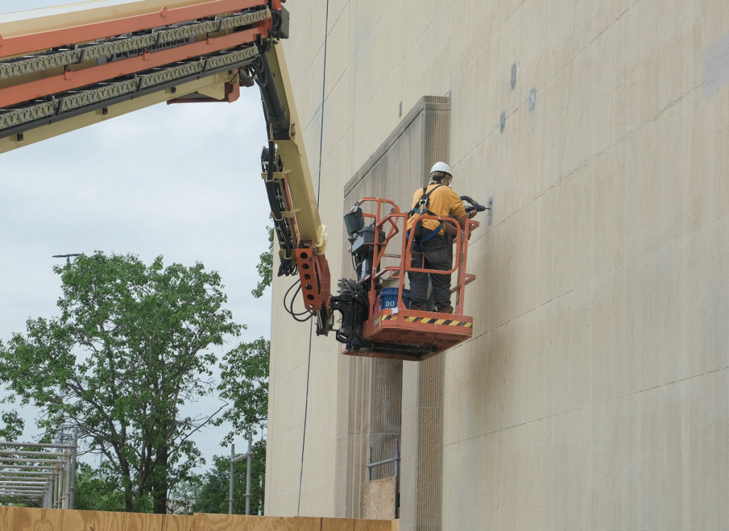 Indy’s landmark Pyramids are undergoing a facelift – Indianapolis ...