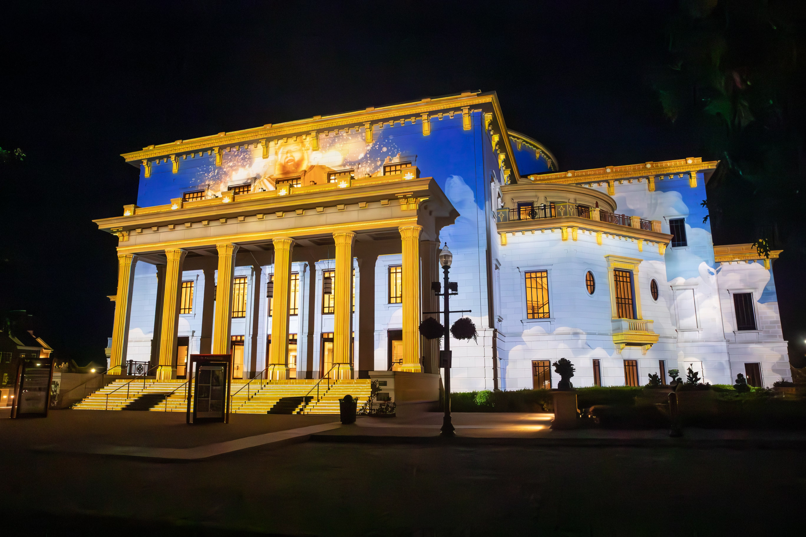 Carmel set to premiere $2M projection performance on Palladium ...