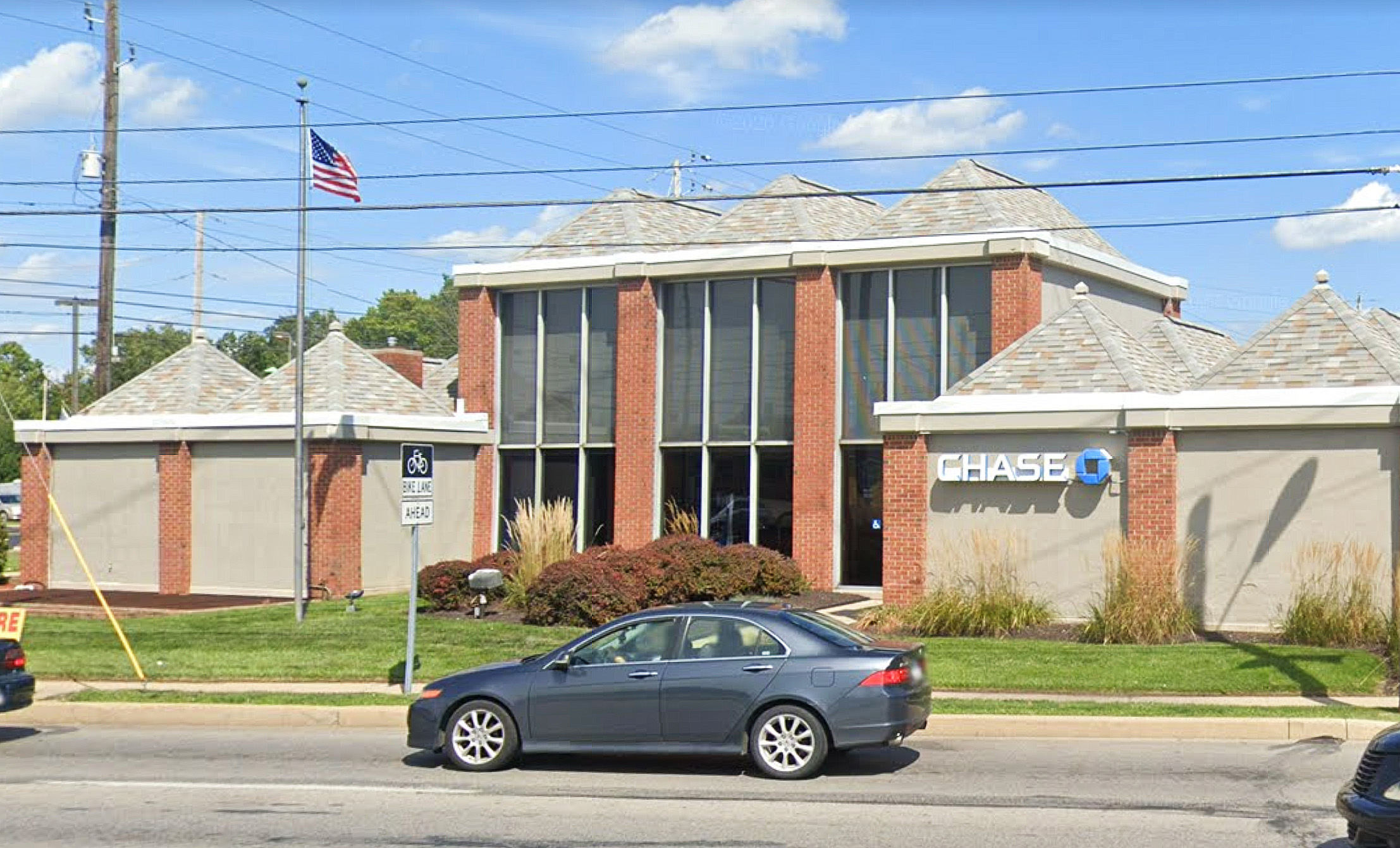 Chase to close two south-side branches, including one designed by noted ...