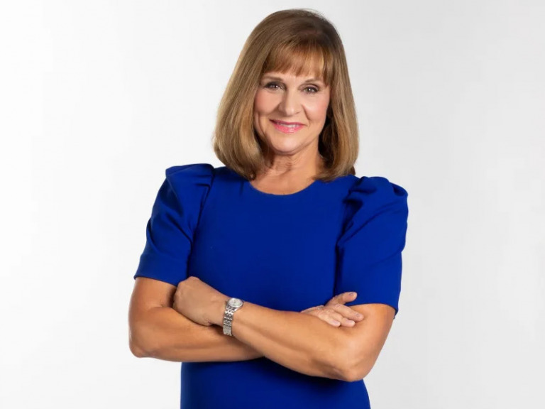 CBS4­ anchor Debby Knox to retire after 42 years in Indianapolis news ...