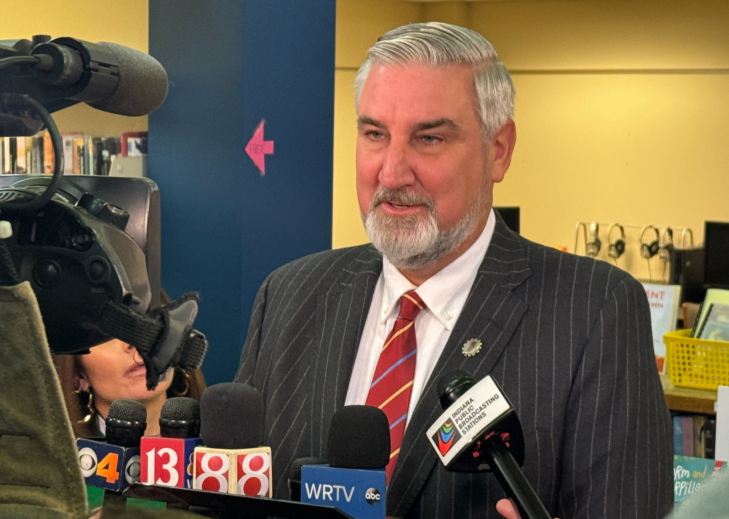 Holcomb’s 2024 agenda aims to ease state’s workforce development issues ...
