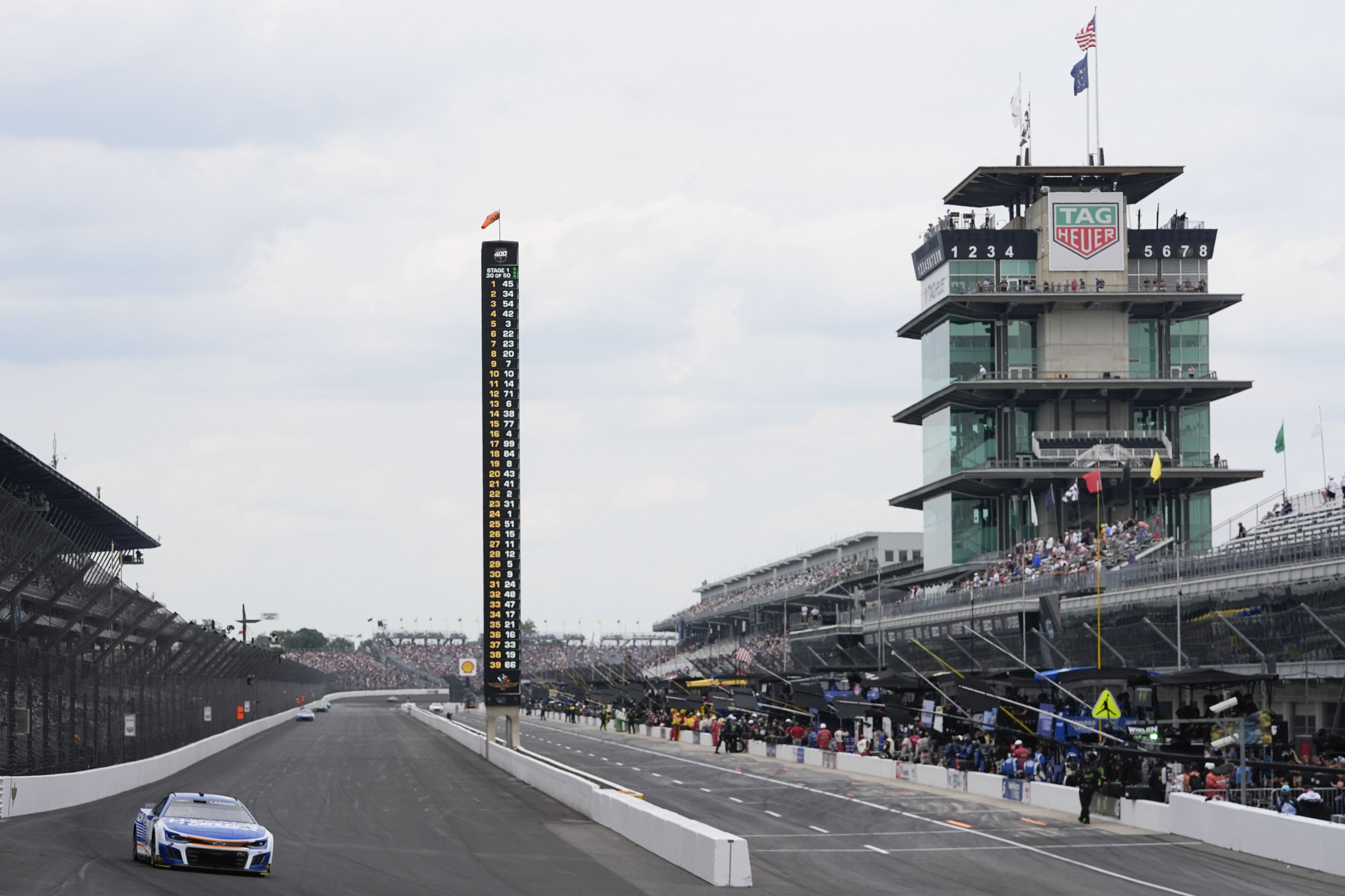 NASCAR’s restart rules questioned after Larson takes advantage of ...