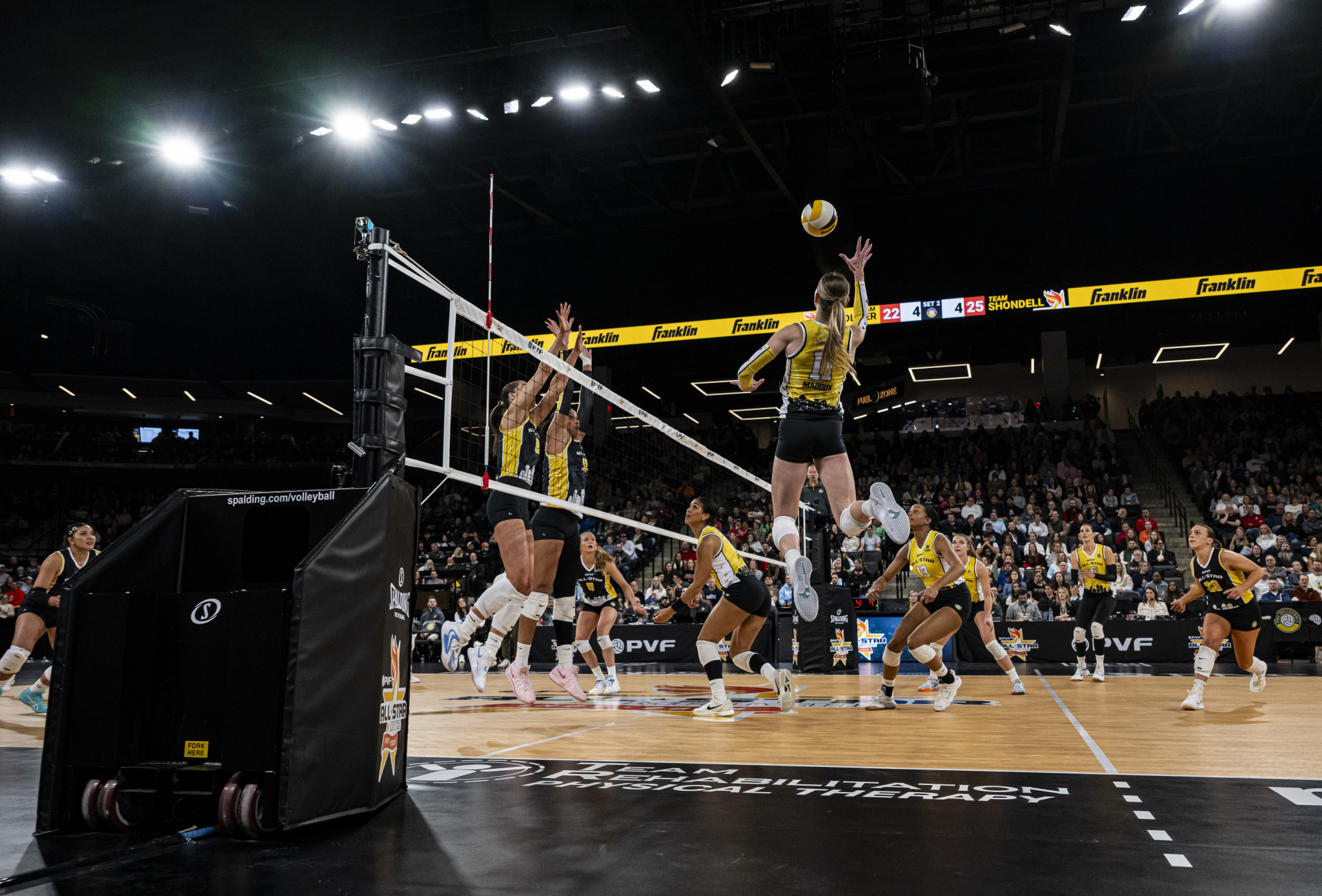Photo gallery: Pro volleyball All-Star Match draws full house to ...