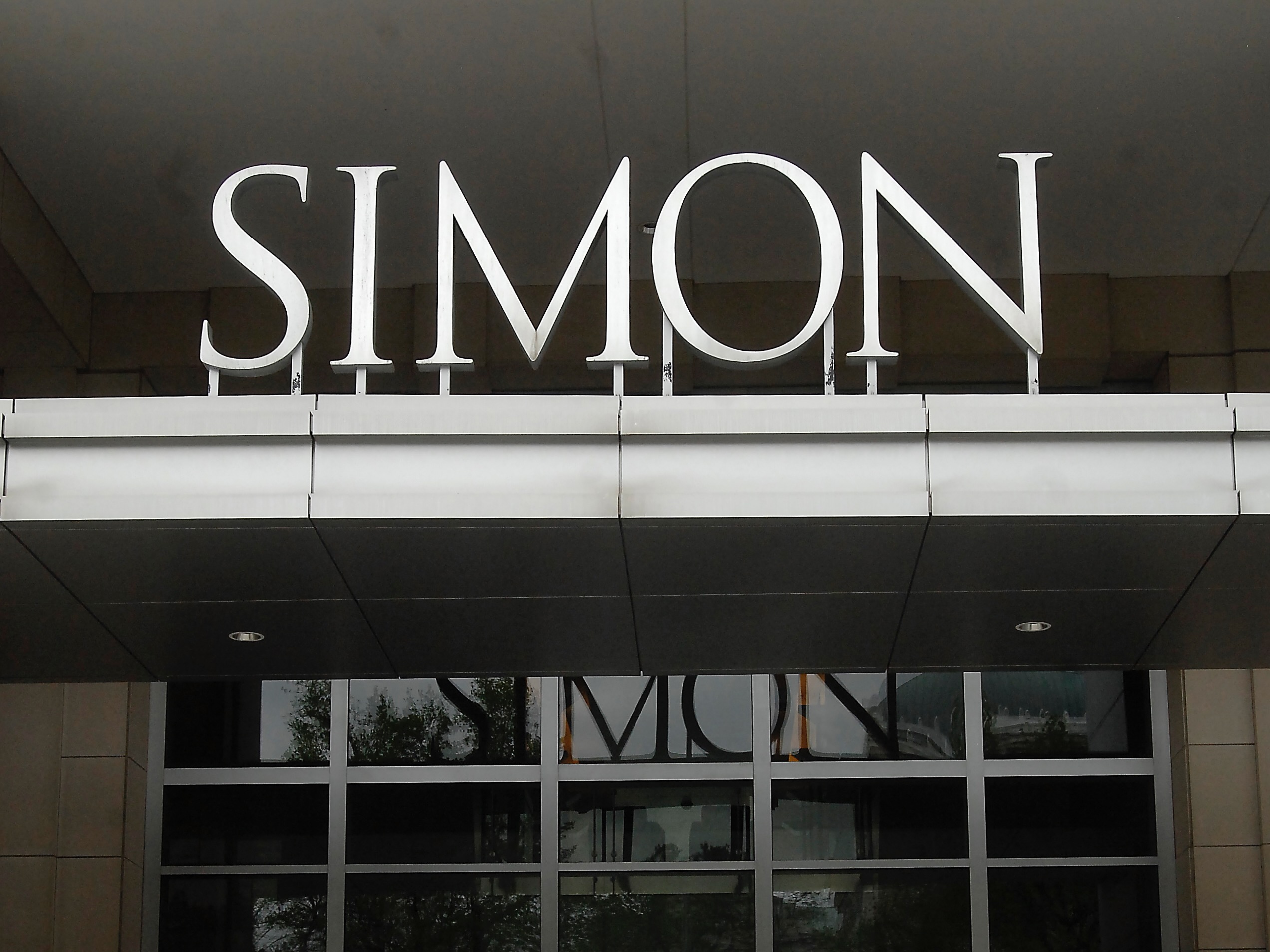 Simon Property Group names Eli Simon chief operating officer ...