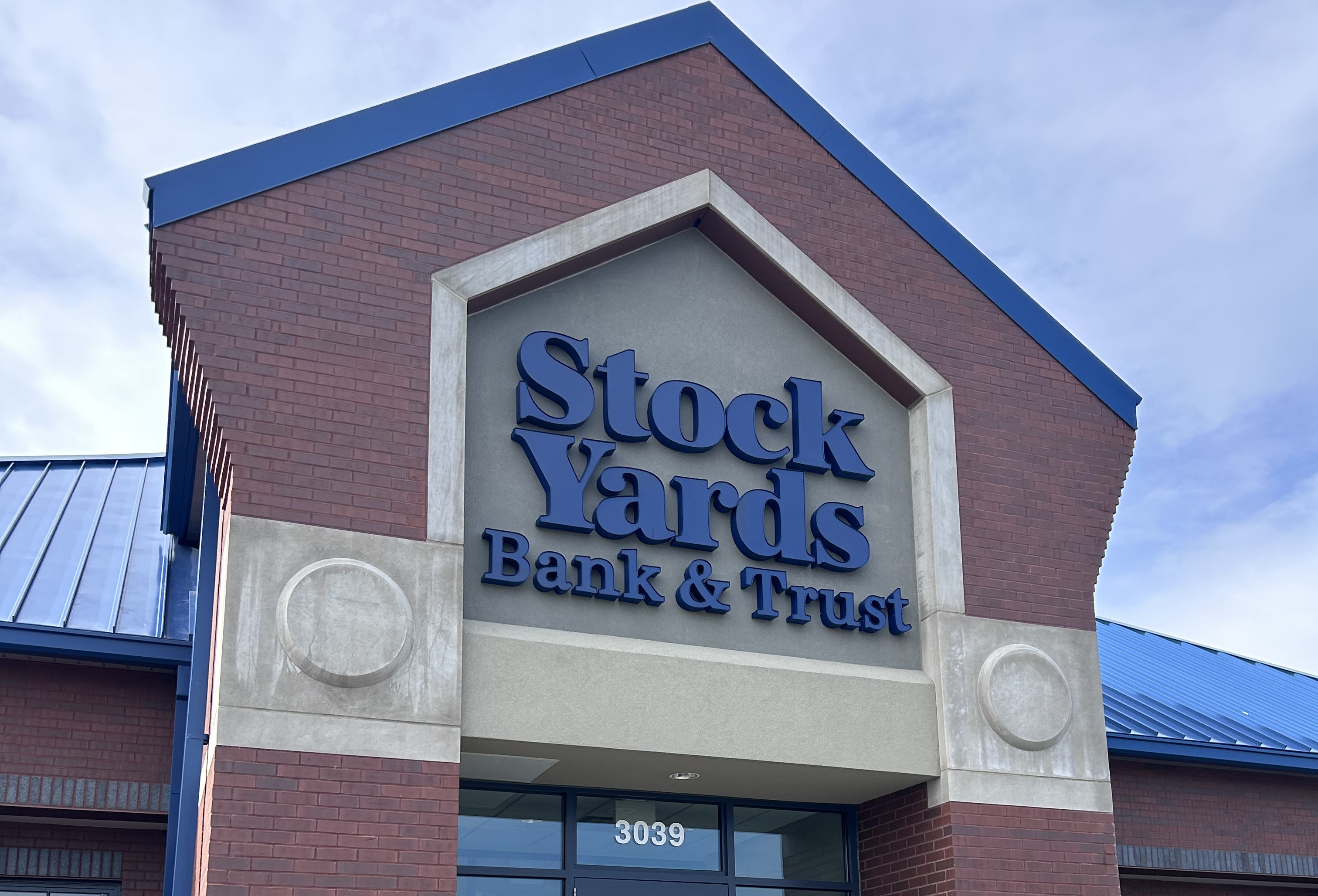 Stock Yards Bank continues central Indiana growth with sixth branch ...