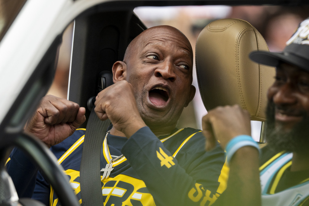 Photos: The best moments from Pacers’ win over Thunder in NBA Finals ...