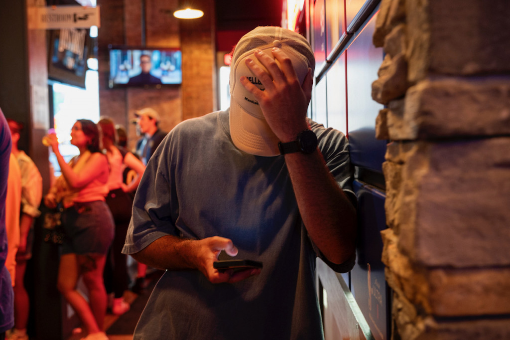 Photos: Fans flock to downtown for NBA Finals – Indianapolis Business Journal