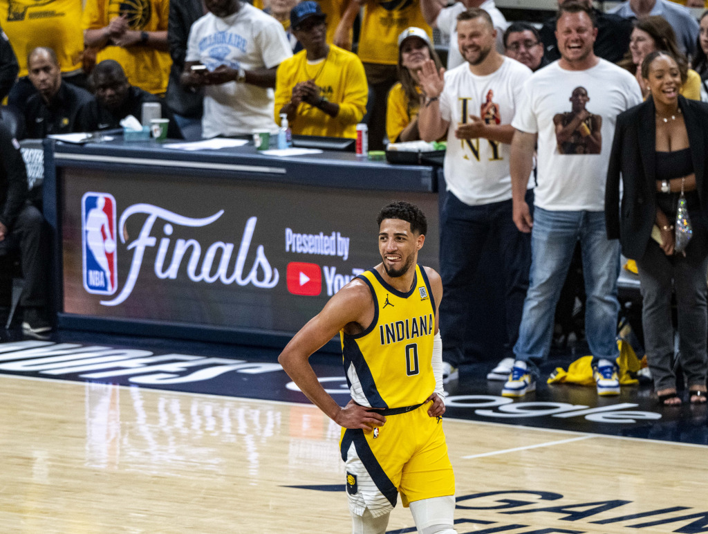 Photo gallery: Pacers secure first trip to NBA Finals in 25 years – Indianapolis Business Journal