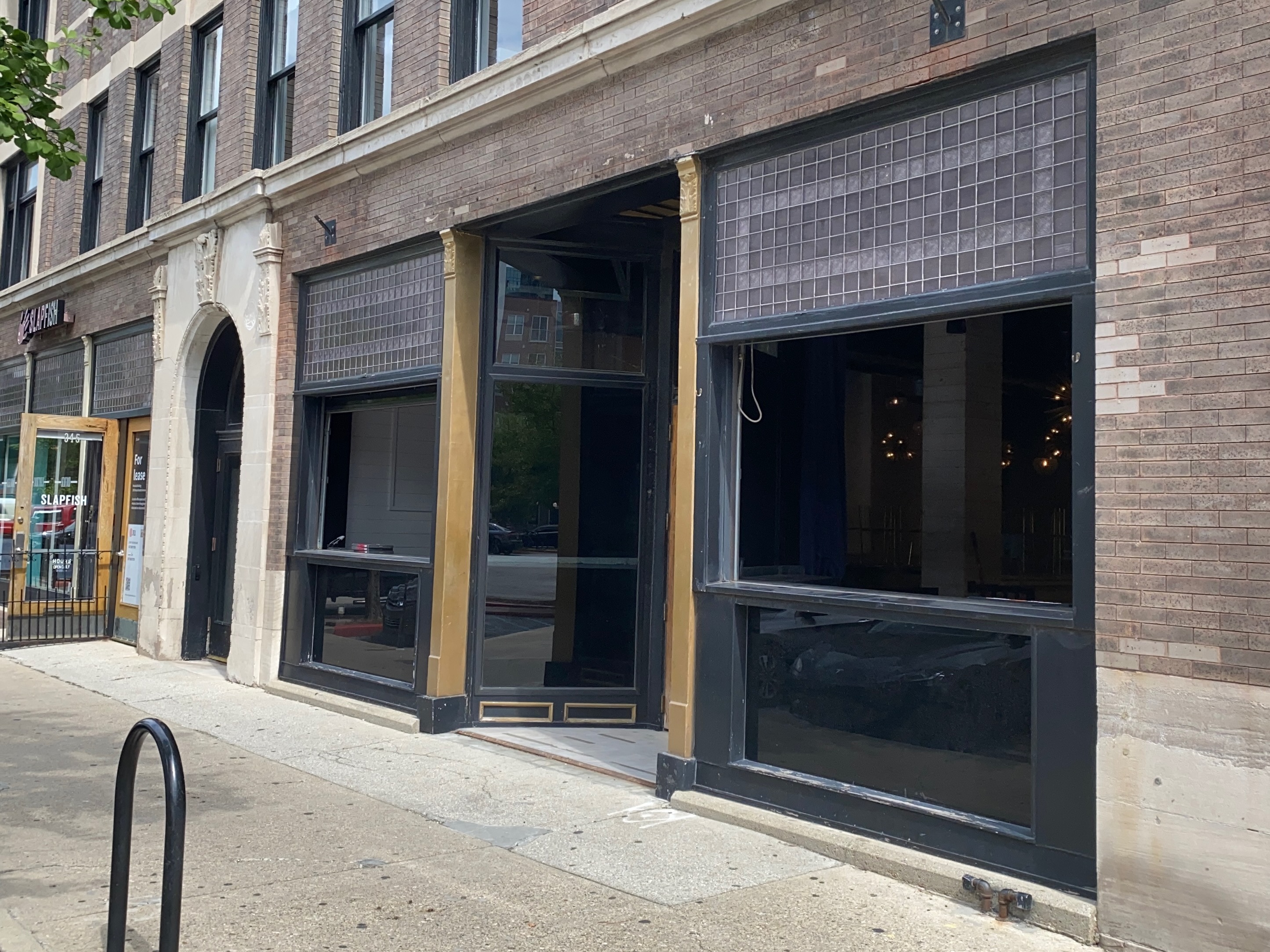 Tie-Breakers sports bar to open on Mass Ave in former MacNiven’s space – Indianapolis Business ...