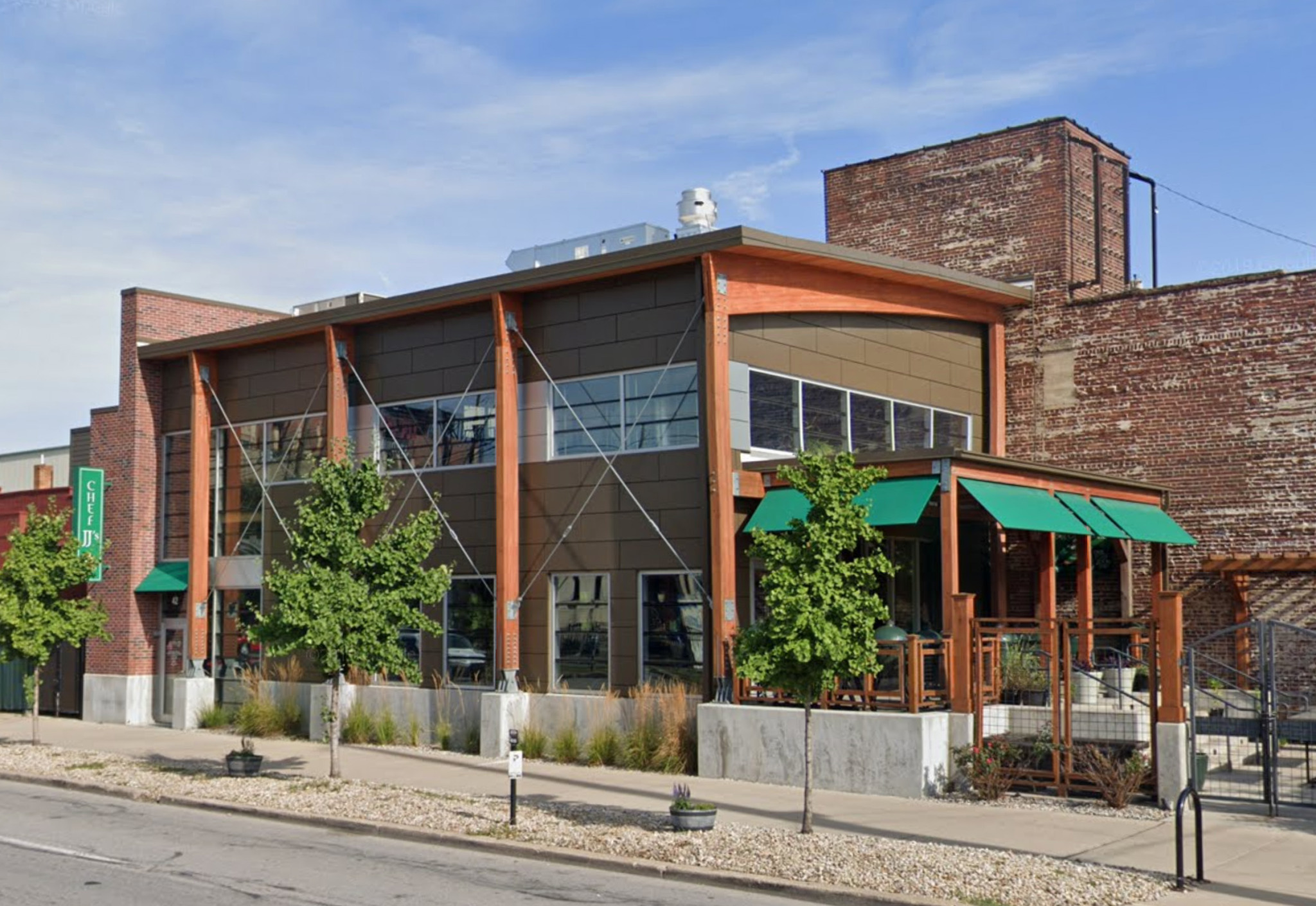 Owner of former Chef JJ’s Downtown restaurant lists building for $2.1M ...