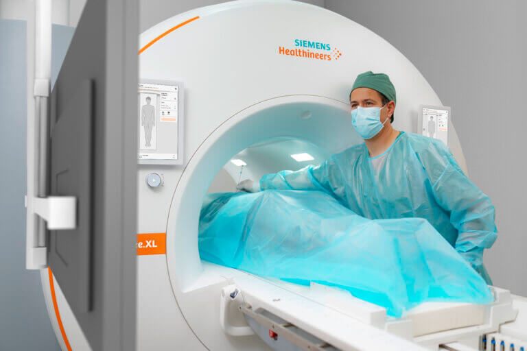 Cook to design interventional MRI devices in pact with Siemens ...