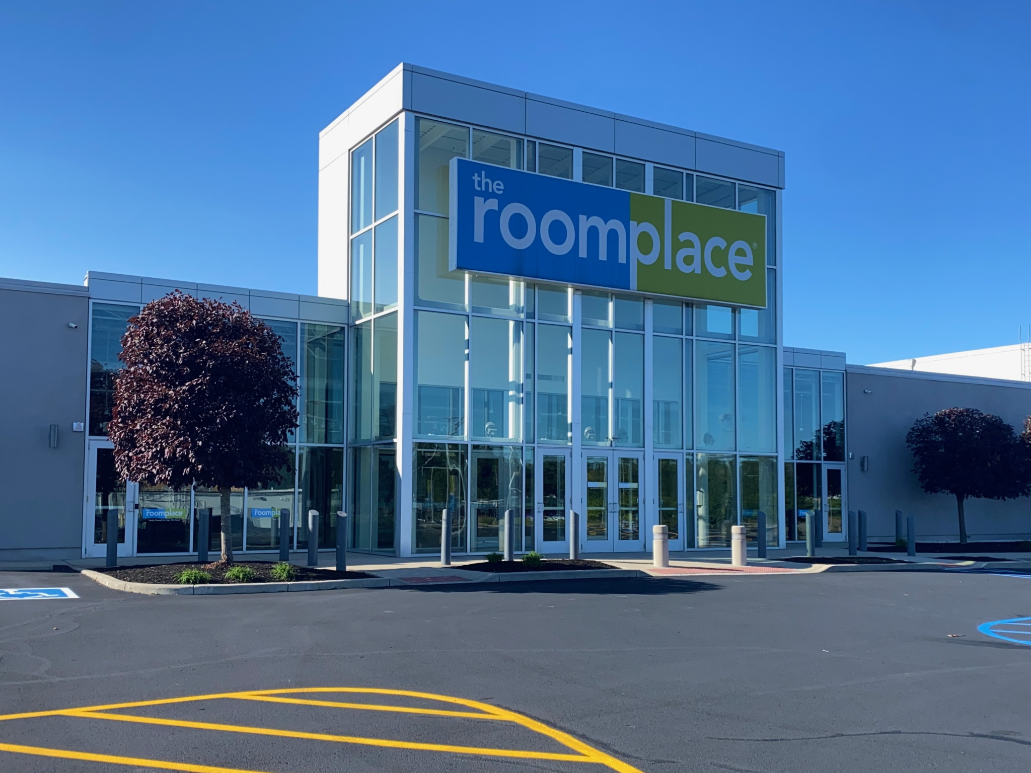 Kentucky-based retailer to open at former east-side RoomPlace store ...