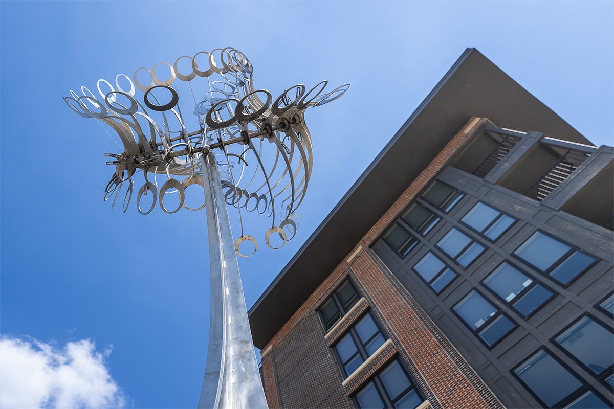 While Broad Ripple awaits new sculpture, two others are in disrepair – Indianapolis Business Journal