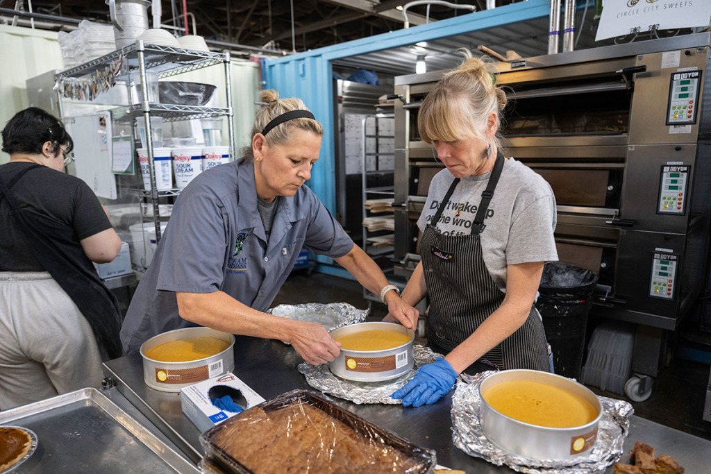 Pastry chef Cindy Hawkins finally captures title of ‘dessert world ...
