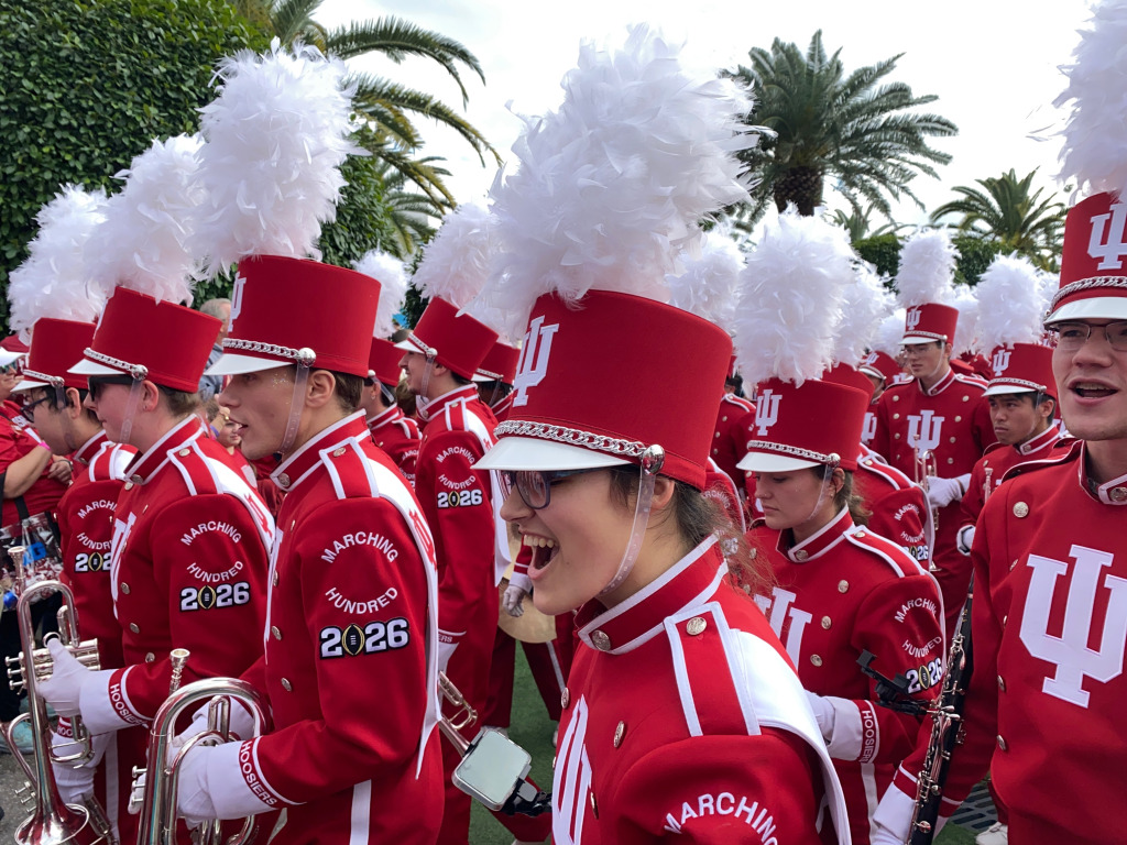 Photo gallery: IU fans rally in Miami ahead of College Football Playoff championship game ...