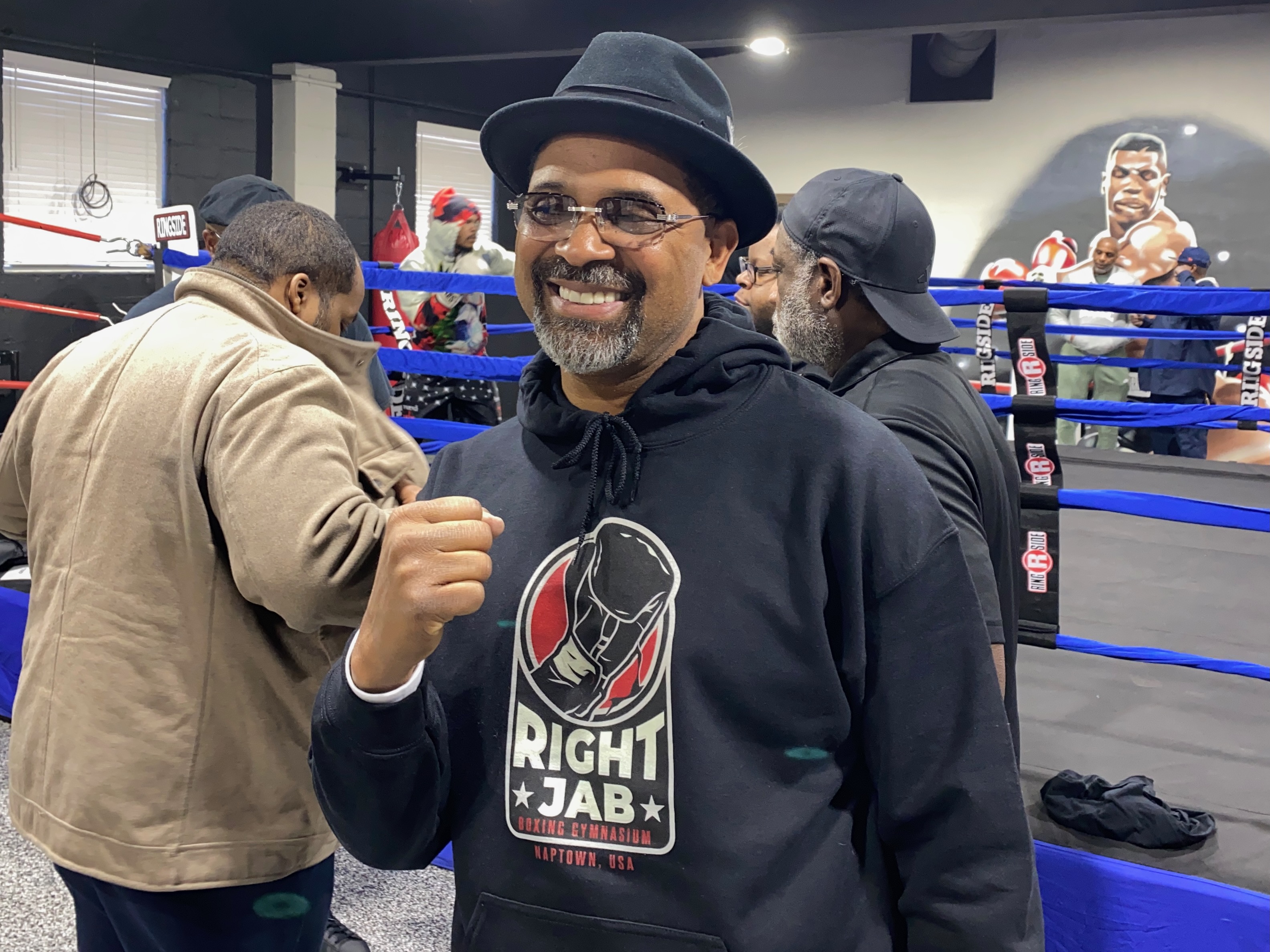 Mike Epps predicts champions will emerge from his boxing gym ...