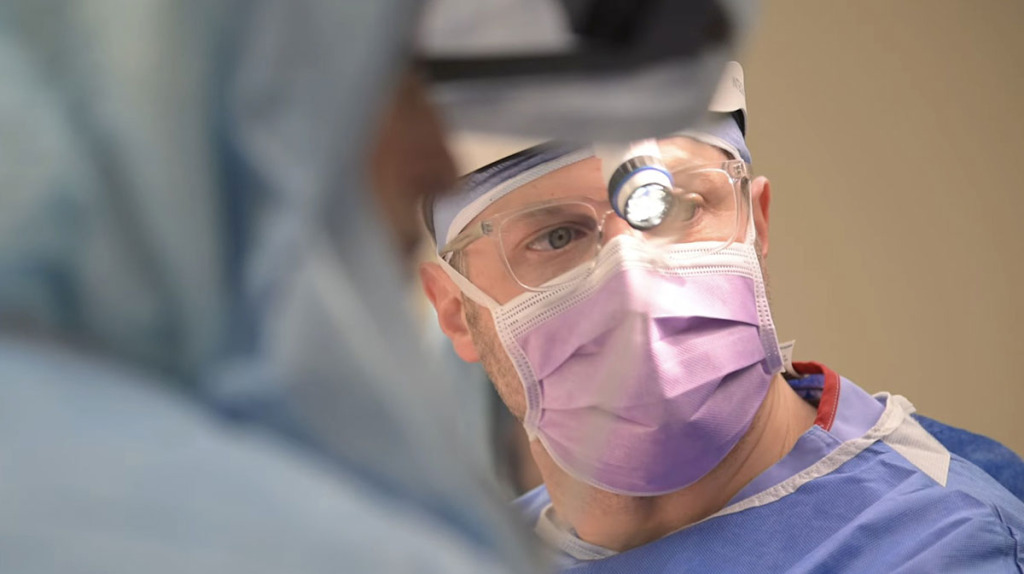 IU Health surgeon among first to use new shoulder replacement technique ...